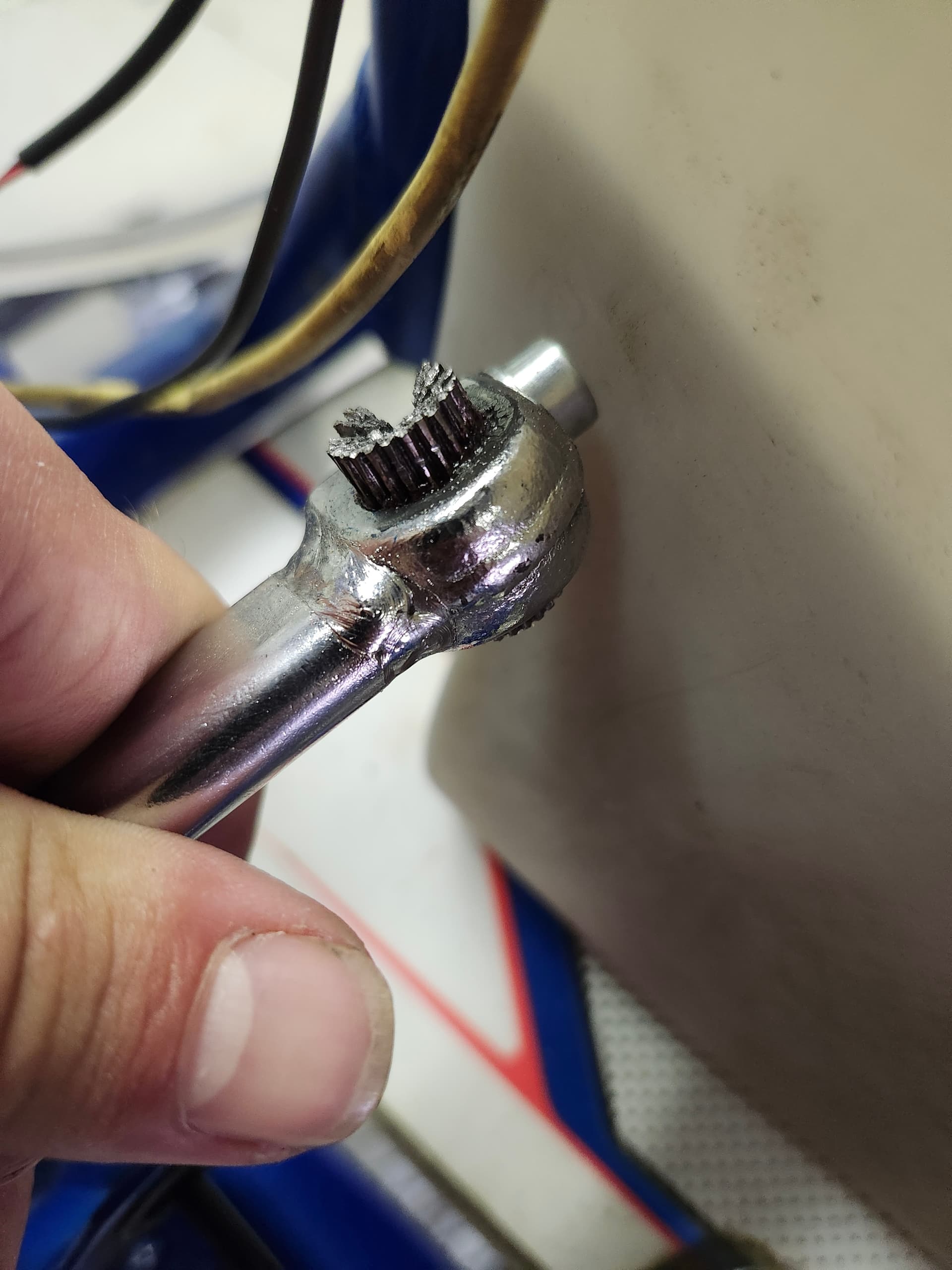 Sheared shifter lever at the spline. Driver abuse or faulty part ...